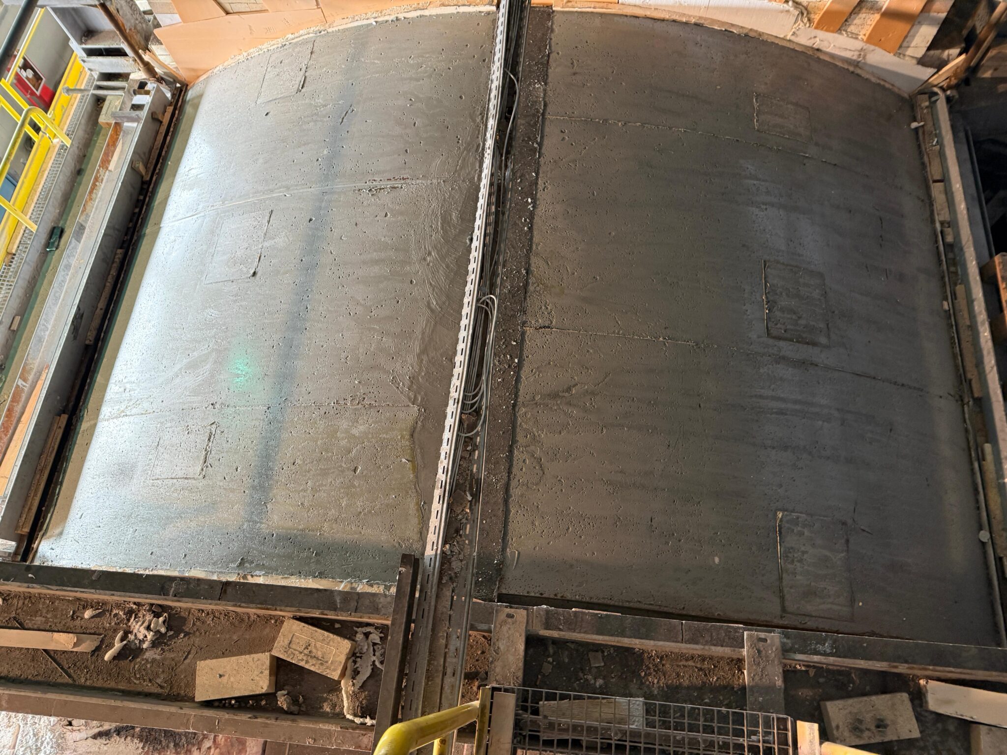 Magneco/Metrel Installs New Monolithic Regenerator Crown at Italian ...